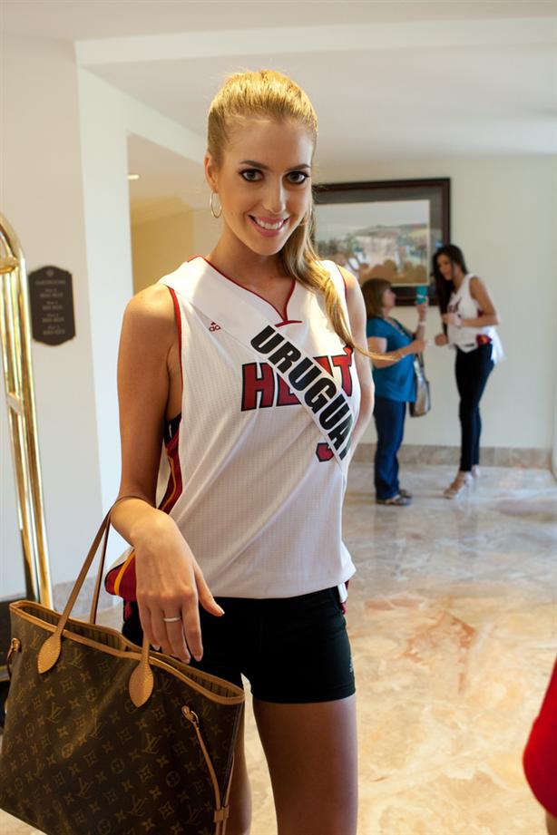 Johana Riva Garabetian Miss Universe Uruguay 2014 At Miami Heat Dance