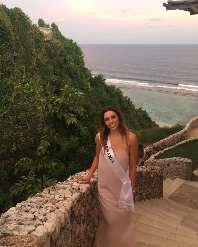 Emma Field Contestant Miss Universe Australia 2017 Evening Gown Photo ...