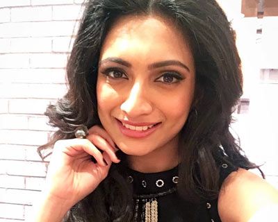 Roshmitha Harimurthy crowned as Miss Universe India 2016 | Angelopedia