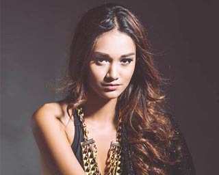 Miss Asia Pacific World 2014 May Nyat Moe's controversial dethronement ...